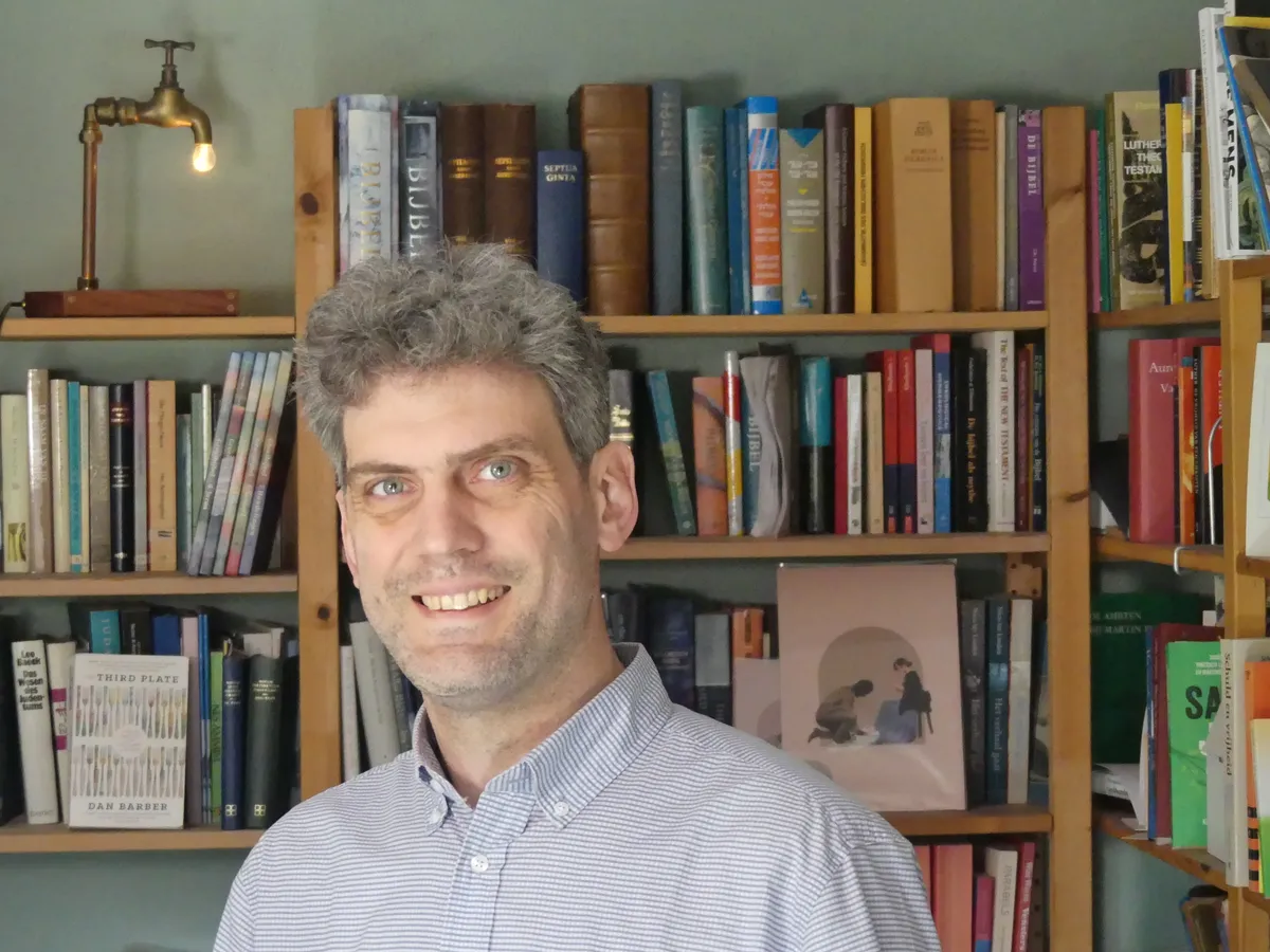Ruben den Hertog: ‘God laat ons niet in de modder ploeteren' - EO