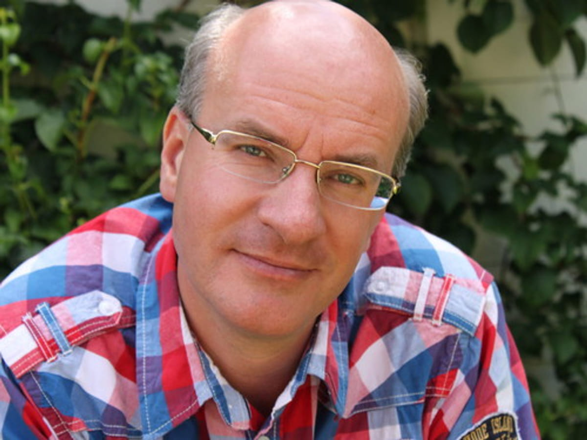 Jos Douma Je Moet Stil Worden Om Gods Stem Te Horen Eo