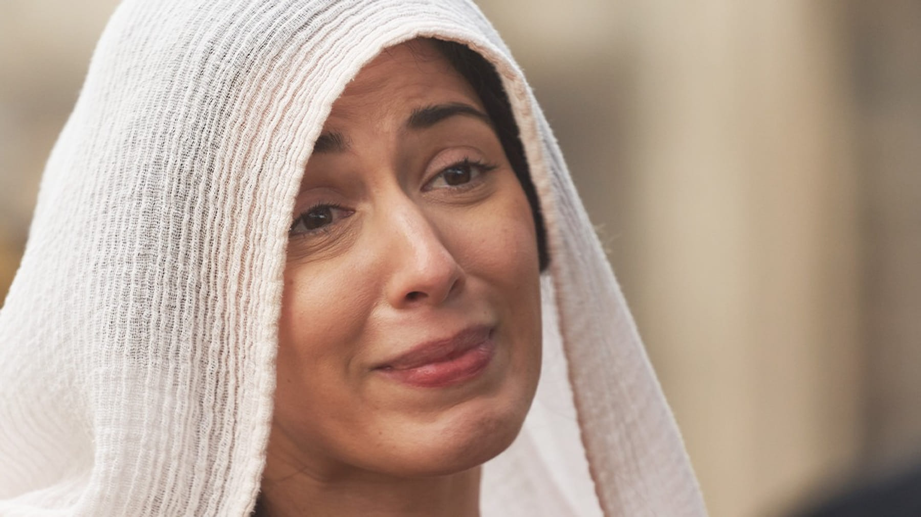 Bijbelfiguur Maria Magdalena in 'The Chosen' en de Bijbel - EO