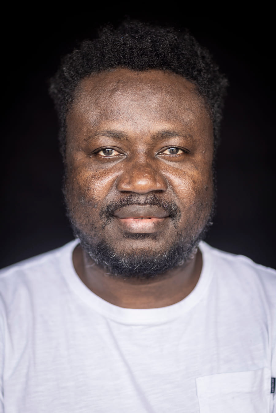 Gezichten van Ter Apel: ontmoet de 39-jarige Dauda Kamara - EO